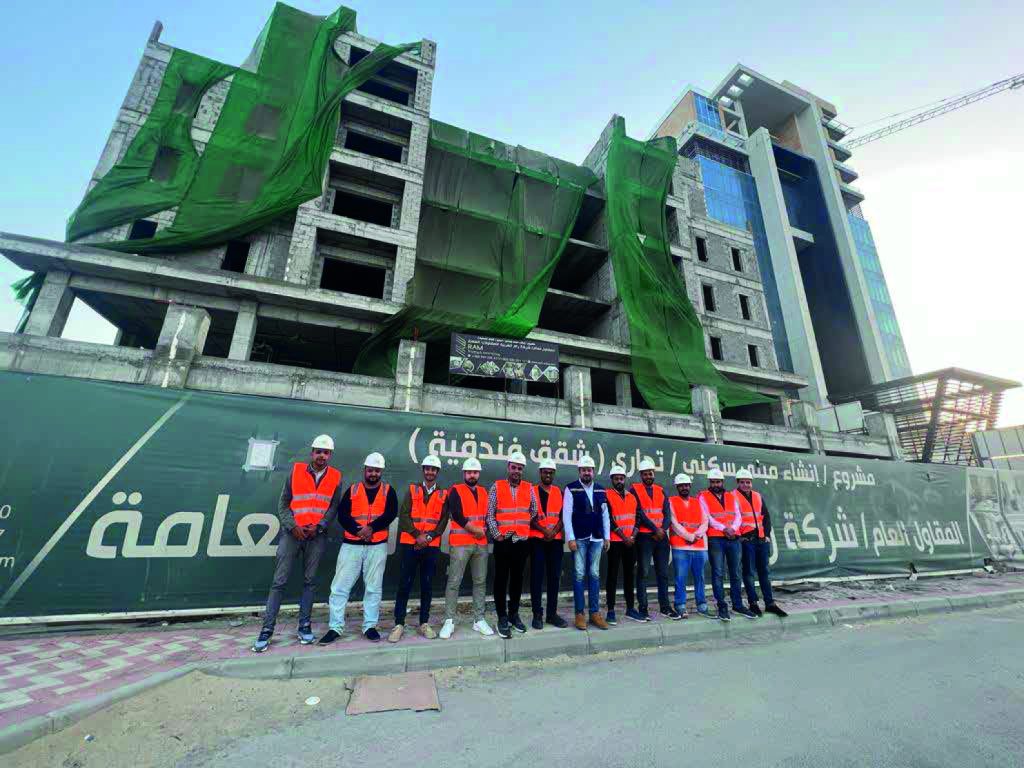 ( 10 ) Floors COMMERCIAL RESIDENTAL BUILDING - Ram Arbia